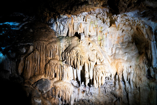 Jaskyna Bilder – Durchsuchen 260 Archivfotos, Vektorgrafiken und Videos | Adobe Stock