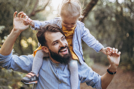 รูปภาพDady – เลือกดูภาพถ่ายสต็อก เวกเตอร์ และวิดีโอ2,587 | Adobe Stock
