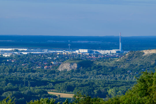 Braunsberg bilder – Bläddra bland 413 stockfoton, vektorer och videor ...