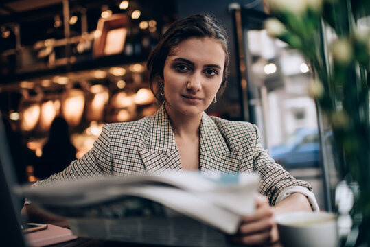 Journalistic Imagens – Procure 2,334 fotos, vetores e vídeos | Adobe Stock