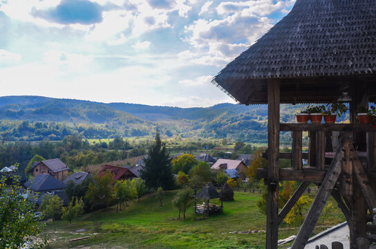 Birsana 画像 - 参照 431 Stock 写真、ベクターおよびビデオ | Adobe Stock