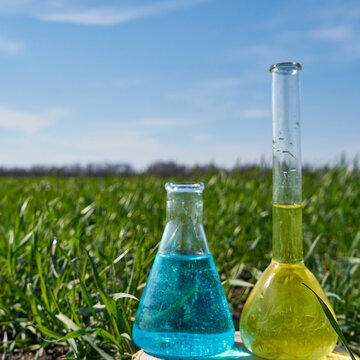 Agrochemistry 影像 – 瀏覽 976 個素材庫相片、向量圖和影片 | Adobe Stock