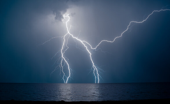 Free Lightning Images – Browse 2,581 Free Stock Photos, Vectors, and ...
