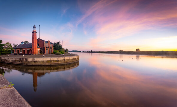 "Ellesmere Port" Images – Browse 1 Stock Photos, Vectors, and Video ...