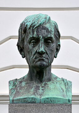 Stampfer bilder – Bläddra bland 301 stockfoton, vektorer och videor ...