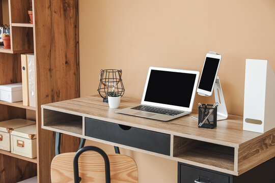 Free Desk Images – Browse 22,457 Free Stock Photos, Vectors, and Video ...