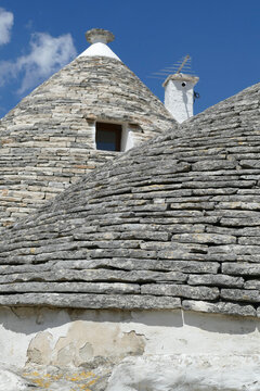 Kegeldach Bilder – Durchsuchen 5,787 Archivfotos, Vektorgrafiken und ...