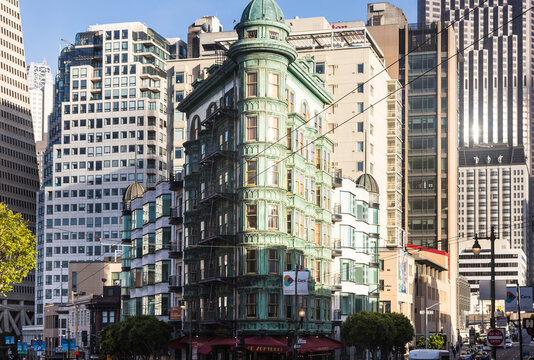 Transamerica Images – Browse 1,374 Stock Photos, Vectors, and Video ...