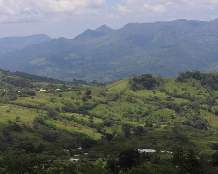 รูปภาพCerros – เลือกดูภาพถ่ายสต็อก เวกเตอร์ และวิดีโอ5,572 | Adobe Stock