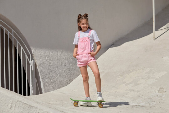 22,437 BEST Preteen Models IMAGES, STOCK PHOTOS & VECTORS | Adobe Stock