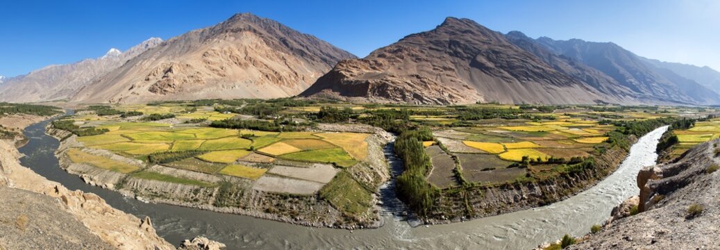 "Wakhan Corridor" Images – Browse 850 Stock Photos, Vectors, and Video ...