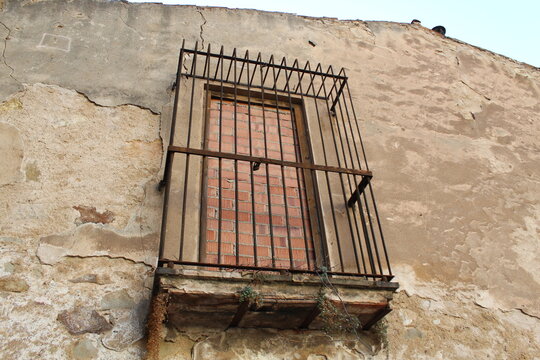 Tapiado Images – Browse 47 Stock Photos, Vectors, and Video | Adobe Stock