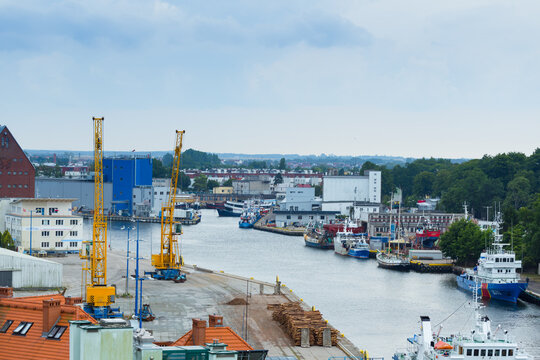 「Larboard」の画像 - 1,642 件の Stock 写真、ベクターおよびビデオ | Adobe Stock