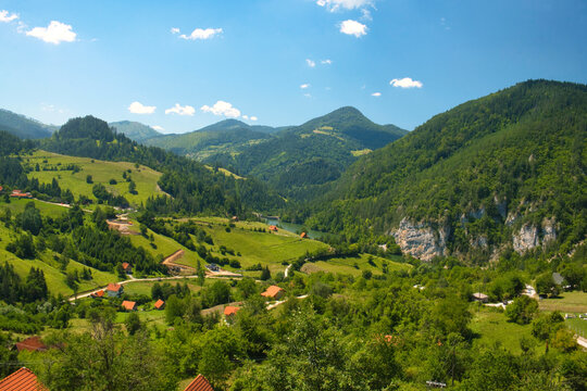 Basta bilder – Bläddra bland 802 stockfoton, vektorer och videor ...