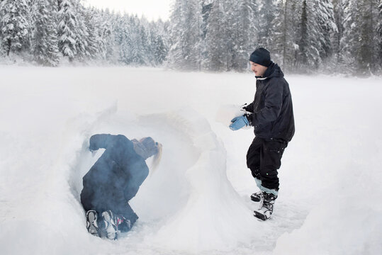 Iglue Bilder – Durchsuchen 11,006 Archivfotos, Vektorgrafiken und ...