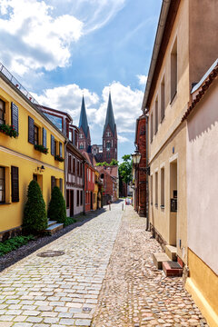 Trinitatis Bilder – Durchsuchen 972 Archivfotos, Vektorgrafiken und ...