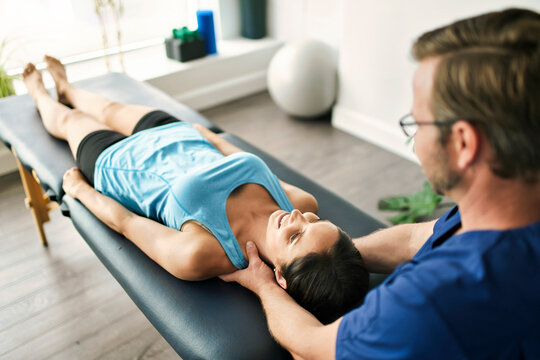 Chirotherapy Images – Parcourir 191 le catalogue de photos, vecteurs et ...