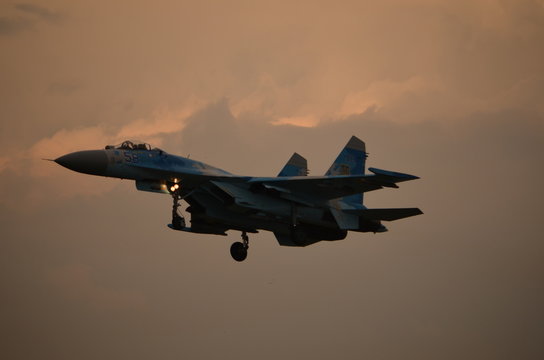 Flanker bilder – Bläddra bland 1,243 stockfoton, vektorer och videor ...