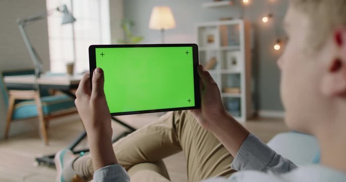 "Tablet Green Screen" Images – Browse 82 Stock Photos, Vectors, and ...