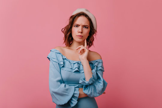 Unpleasing Bilder – Durchsuchen 1,298 Archivfotos, Vektorgrafiken und ...