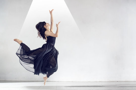 "Beautiful Leg"-Bilder: Stock-Fotos & -Videos. | Adobe Stock