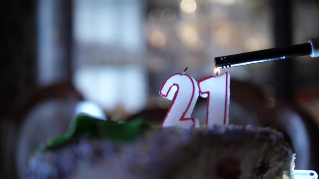 รูปภาพTwentyone – เลือกดูภาพถ่ายสต็อก เวกเตอร์ และวิดีโอ315 | Adobe Stock