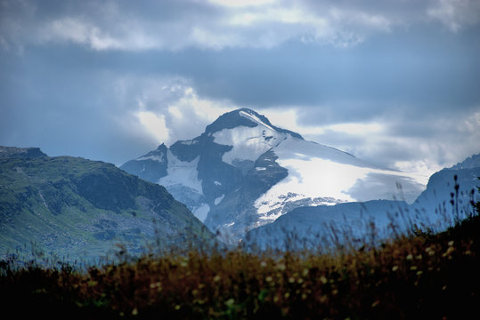 รูปภาพValsertal – เลือกดูภาพถ่ายสต็อก เวกเตอร์ และวิดีโอ202 | Adobe Stock