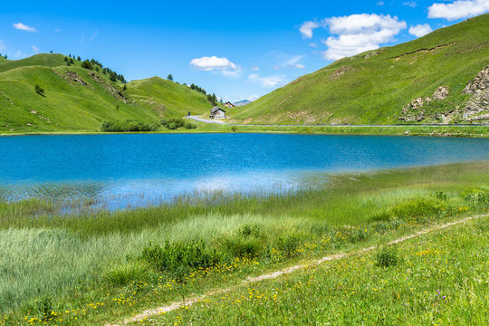 "Col De Larche" Bilder – Durchsuchen 309 Archivfotos, Vektorgrafiken ...