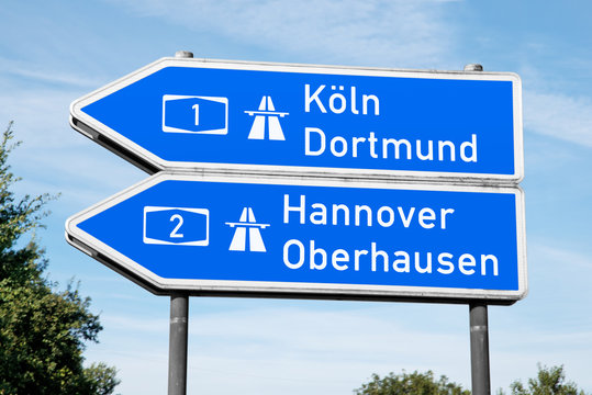 "Autobahn 1" Imagens – Procure 55 fotos, vetores e vídeos | Adobe Stock