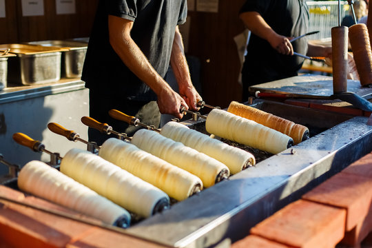 "Kurtos Kalacs" Images – Browse 264 Stock Photos, Vectors, and Video ...