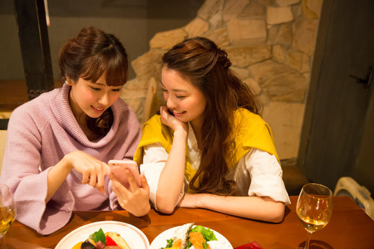 Proférer Images – Parcourir 25,183 le catalogue de photos, vecteurs et ...