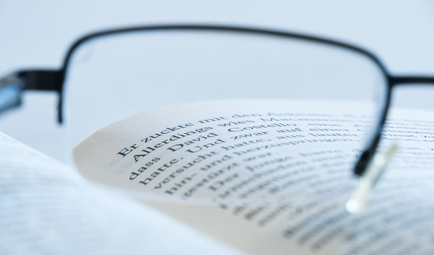 Dioptrien bilder – Bläddra bland 536 stockfoton, vektorer och videor ...