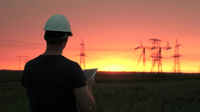 Lineman Sunset Images – Browse 5,135 Stock Photos, Vectors, and Video ...