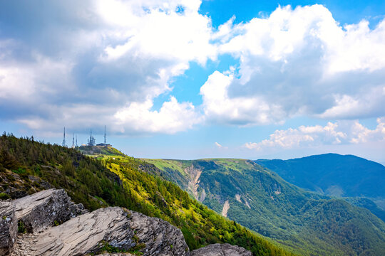 雲上 Images – Browse 989 Stock Photos, Vectors, and Video | Adobe Stock