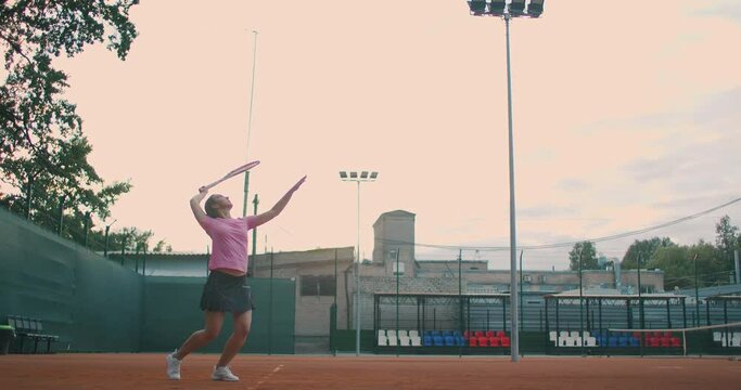 "Serving - Sport" Images – Browse 591 Stock Photos, Vectors, and Video ...