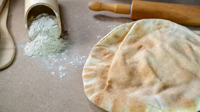 รูปภาพKhubus – เลือกดูภาพถ่ายสต็อก เวกเตอร์ และวิดีโอ129 | Adobe Stock