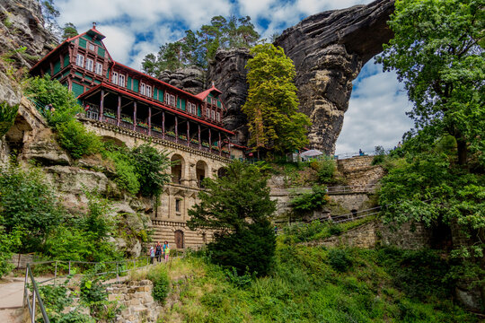 รูปภาพOrten – เลือกดูภาพถ่ายสต็อก เวกเตอร์ และวิดีโอ975 | Adobe Stock