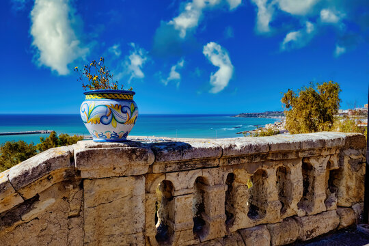 Sciacca Bilder – Durchsuchen 1,444 Archivfotos, Vektorgrafiken und ...