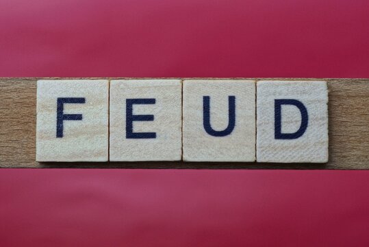 รูปภาพFeud – เลือกดูภาพถ่ายสต็อก เวกเตอร์ และวิดีโอ8,070 | Adobe Stock