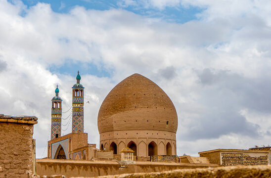 รูปภาพBozorg – เลือกดูภาพถ่ายสต็อก เวกเตอร์ และวิดีโอ337 | Adobe Stock
