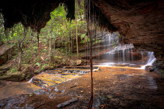 "Rock Overhang" Images – Browse 23,275 Stock Photos, Vectors, and Video ...