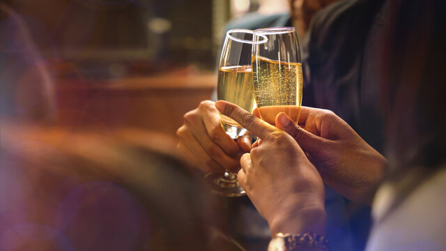 Toasting Images – Browse 1,011,867 Stock Photos, Vectors, and Video ...