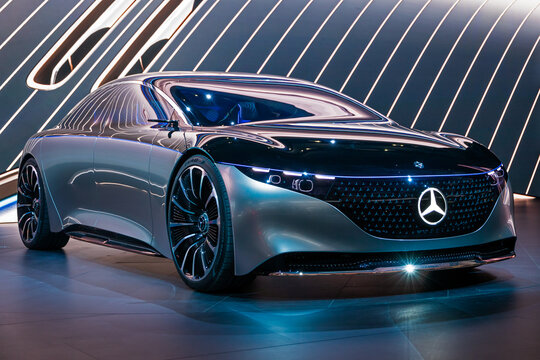 DIE 19,755 BESTEN BILDER, STOCK-FOTOS UND -VEKTORGRAFIKEN ZU „Mercedes ... DIE 19,755 BESTEN BILDER, STOCK-FOTOS UND -VEKTORGRAFIKEN ZU „Mercedes ...