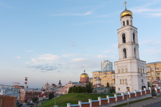 Kuybyshev 影像 – 瀏覽 22,803 個素材庫相片、向量圖和影片 | Adobe Stock