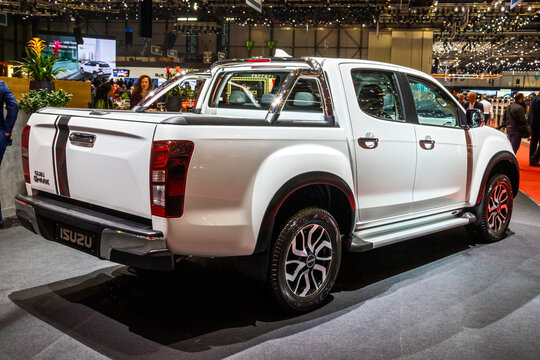 Isuzu Images – Parcourir 1,138 le catalogue de photos, vecteurs et ...