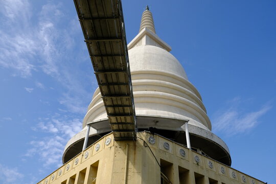 「Chaithya」の写真素材 | 44件の無料イラスト画像 | Adobe Stock
