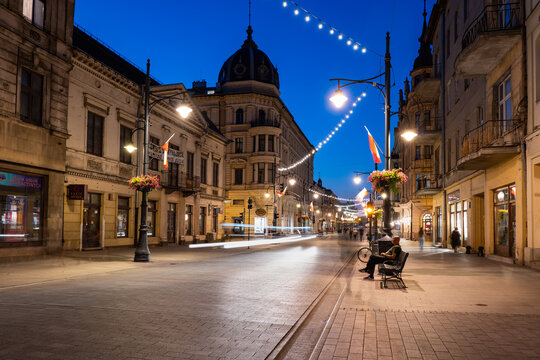 Piotrkowska Bilder – Durchsuchen 2,695 Archivfotos, Vektorgrafiken und ...