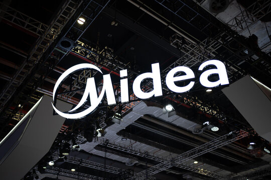 「Midea」の写真素材 | 118件の無料イラスト画像 | Adobe Stock