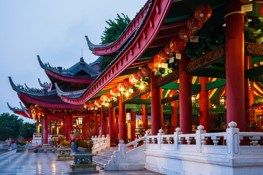 "Sam Po Kong" Bilder – Durchsuchen 300 Archivfotos, Vektorgrafiken und ...