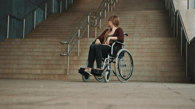 Obrázky Inaccessible – procházejte fotografie, vektory a videa 10,678 ...